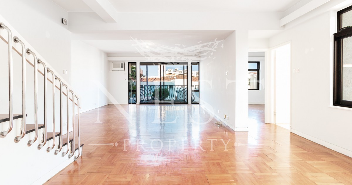 Stanley Knoll | 2,598 sq. ft. | Nest Property